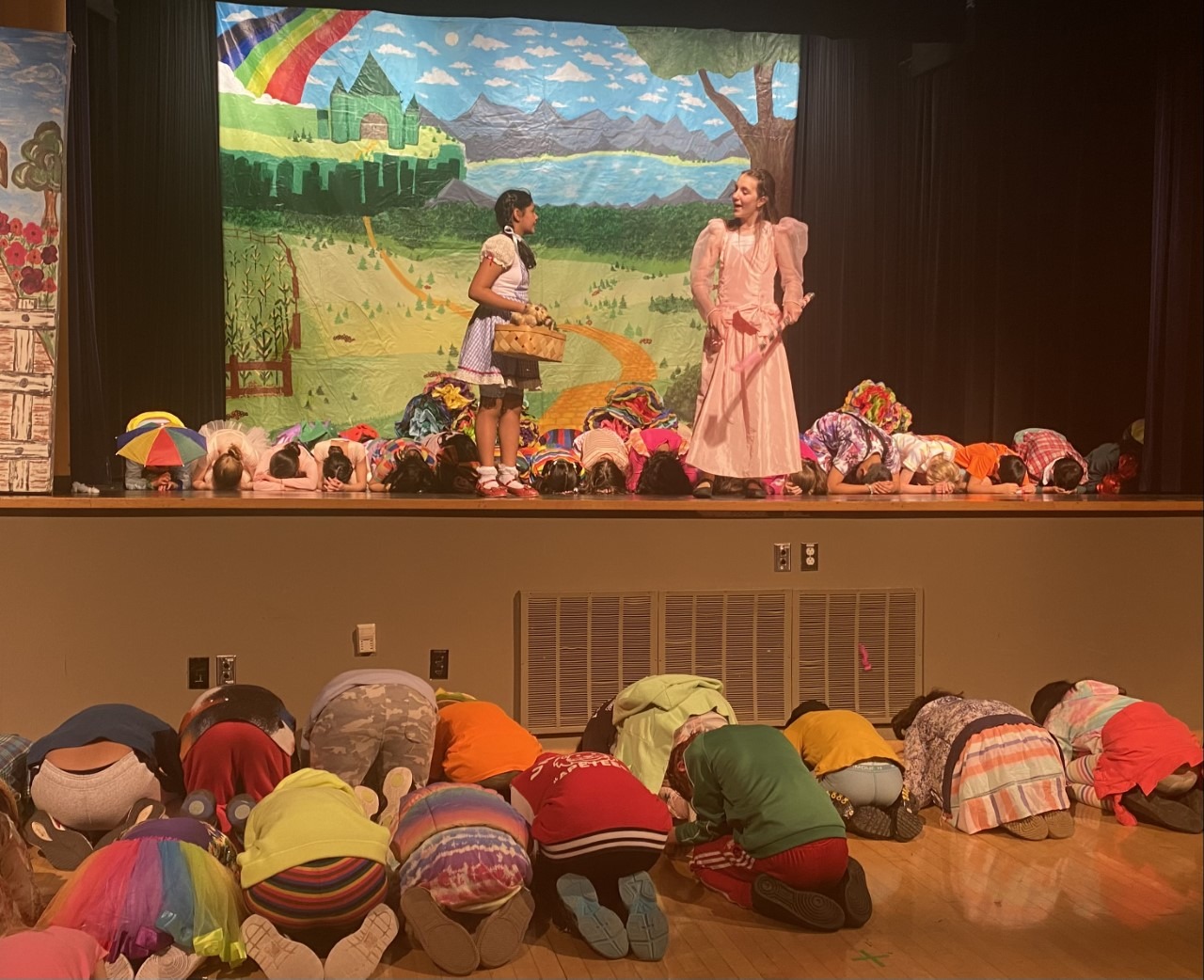 Junior Production - Newton's Grove School: Kids Grow Here