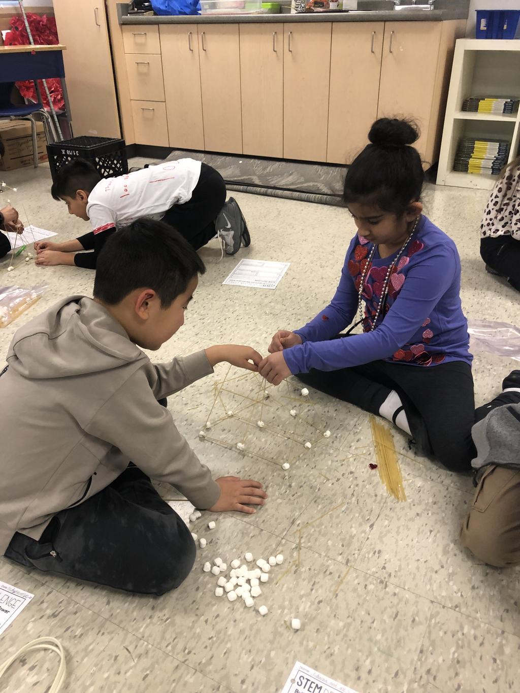Marshmallow Spaghetti Towers - Newton's Grove School: Kids Grow Here